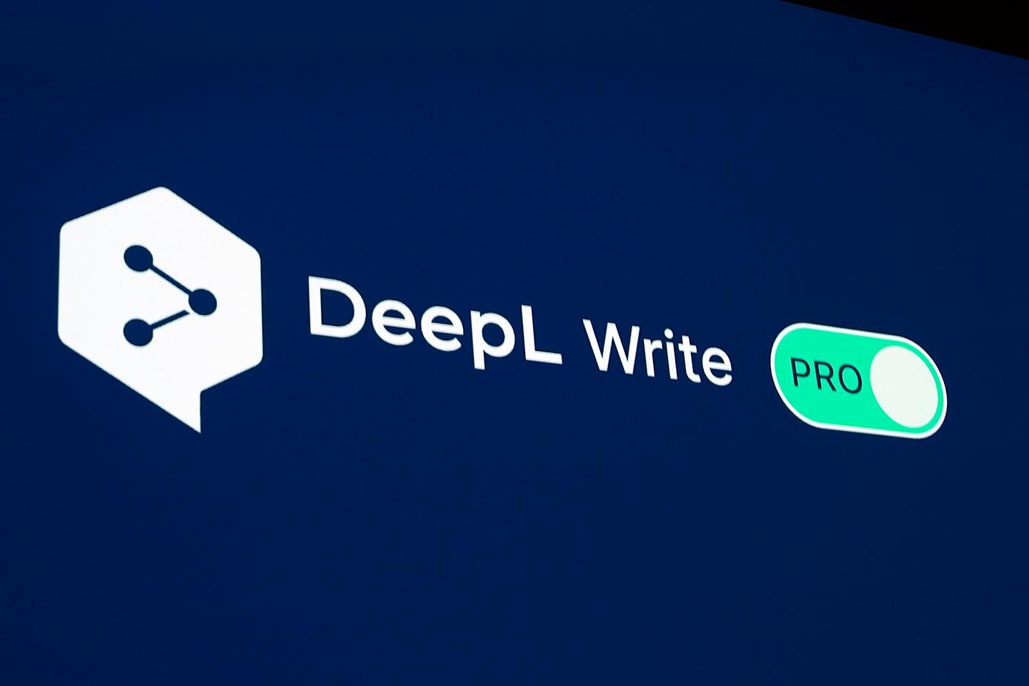DeepL、LLMが英語ライティングを支援する「DeepL Write Pro」 - Impress Watch