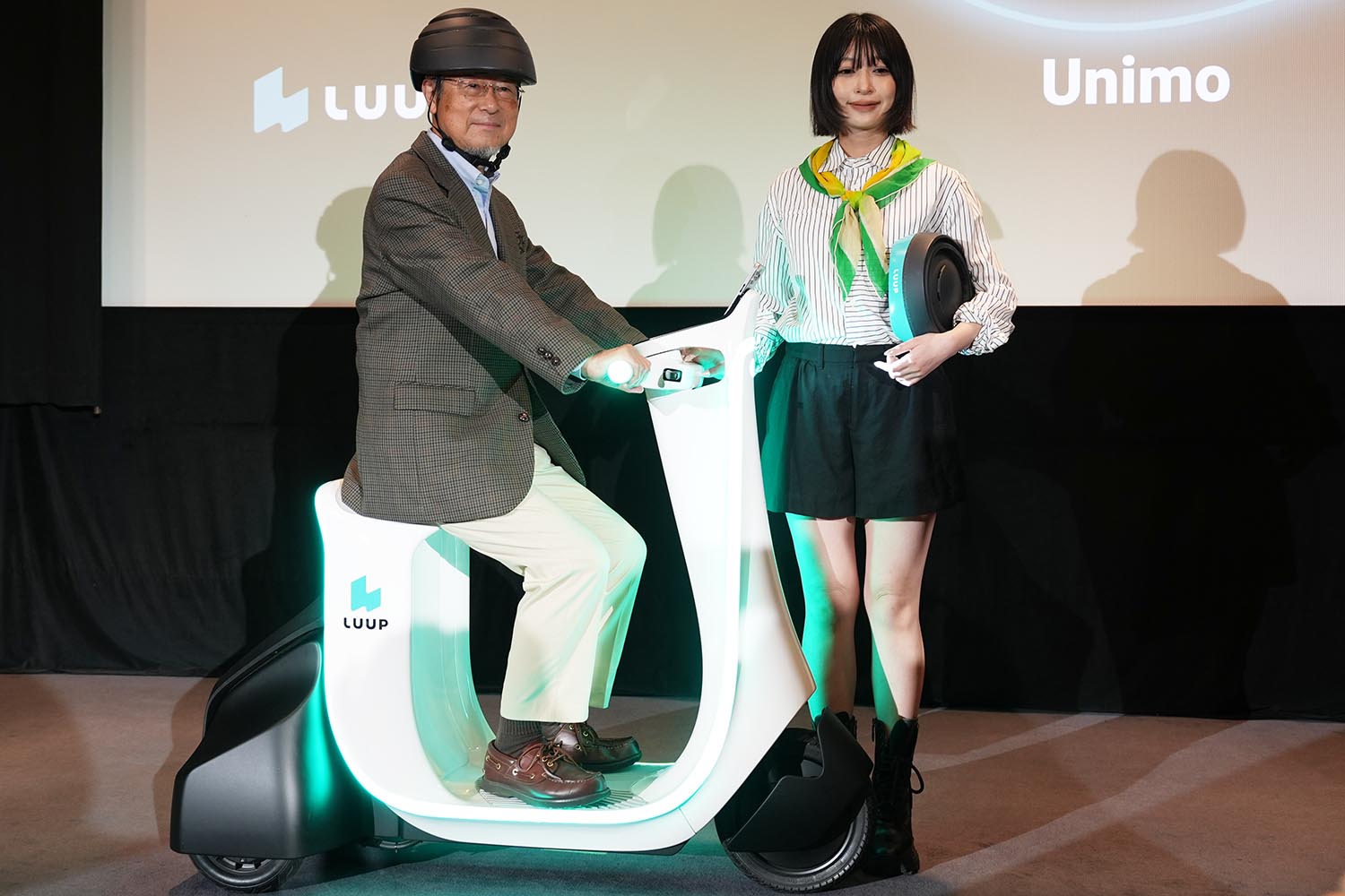 LUUP、速度と安定を両立する3輪ユニバーサル車両「Unimo」 - Impress Watch