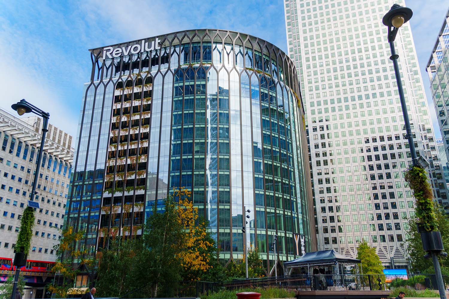 真のグローバルバンクを目指す「Revolut」 - Impress Watch